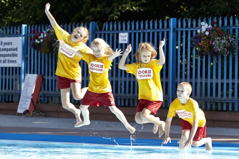 Rookie Lifeguard Pool program | Gravesham Life Saving Club
